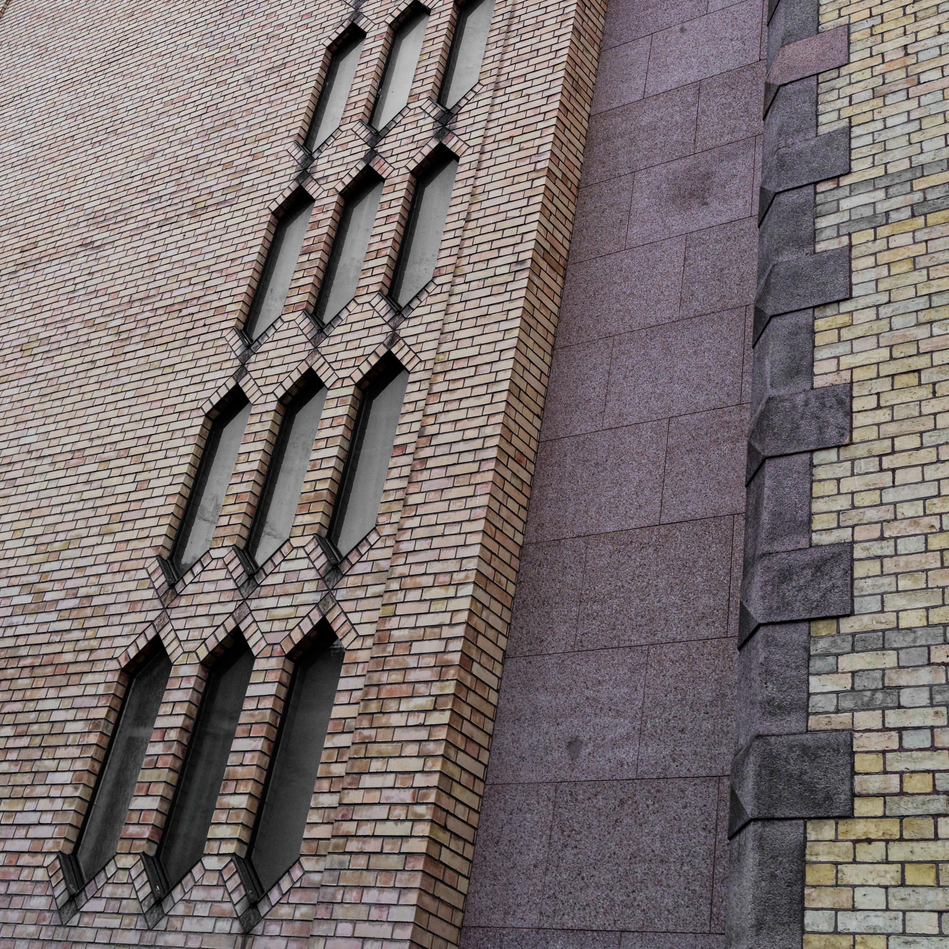 Day 3348, impress. – Nochrisis